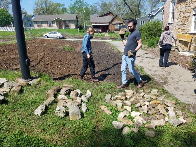 Learning Gardens | Lawrence Public Library
